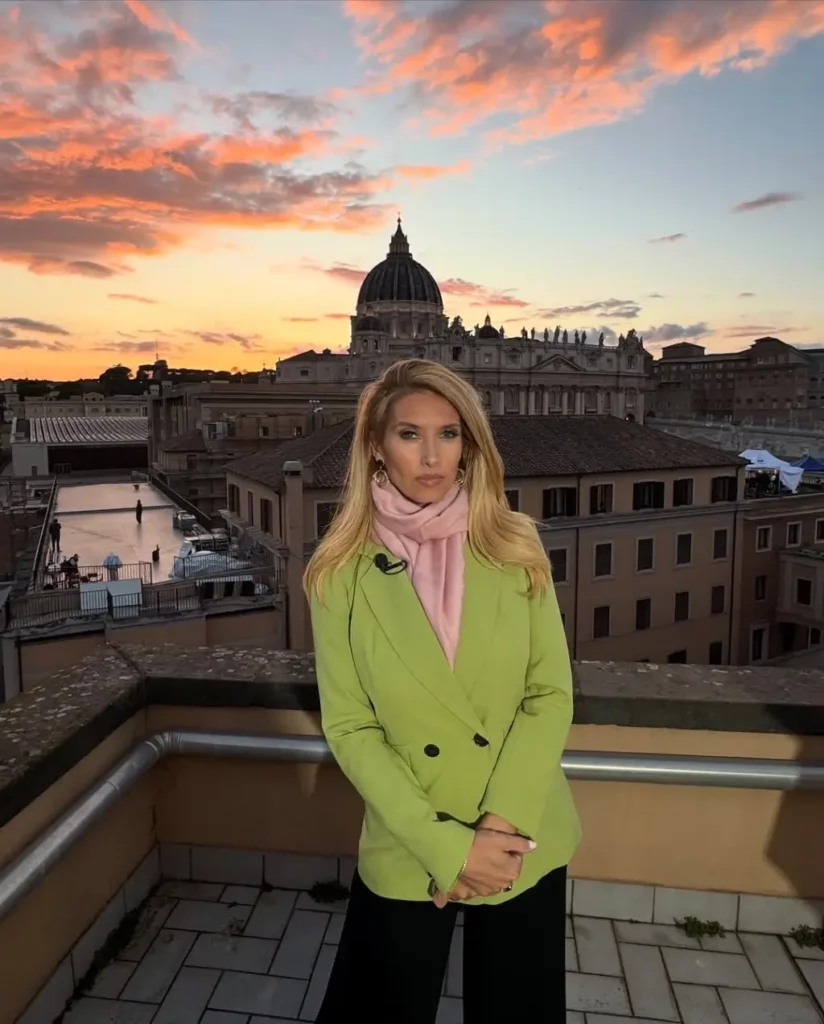 Bianca De La Garza Age, Husband, Net Worth, Daughter, Salary