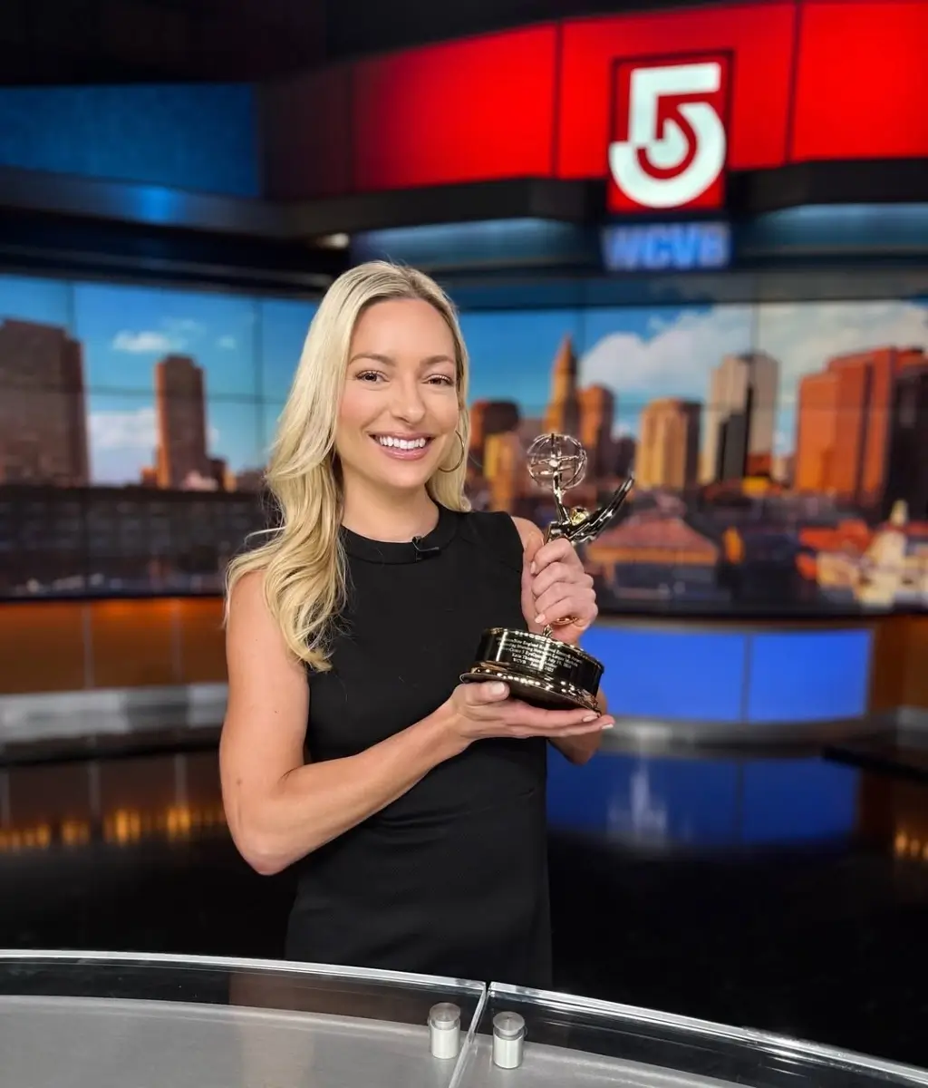 Katie Thompson WCVB Bio, Age, Salary, Husband, Height, Net Worth