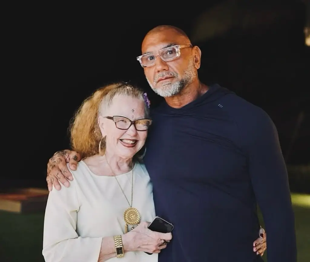 Donna Raye Bautista Husband, Height, Age, Net Worth, Ethnicity