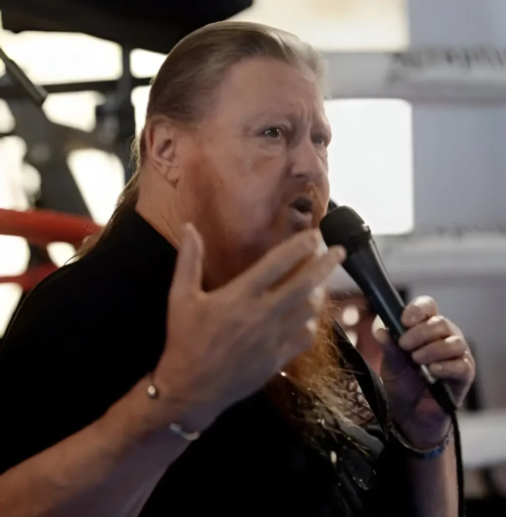 Mickey Jones Cause of Death, Age, Wife, Kids, Net Worth, Height